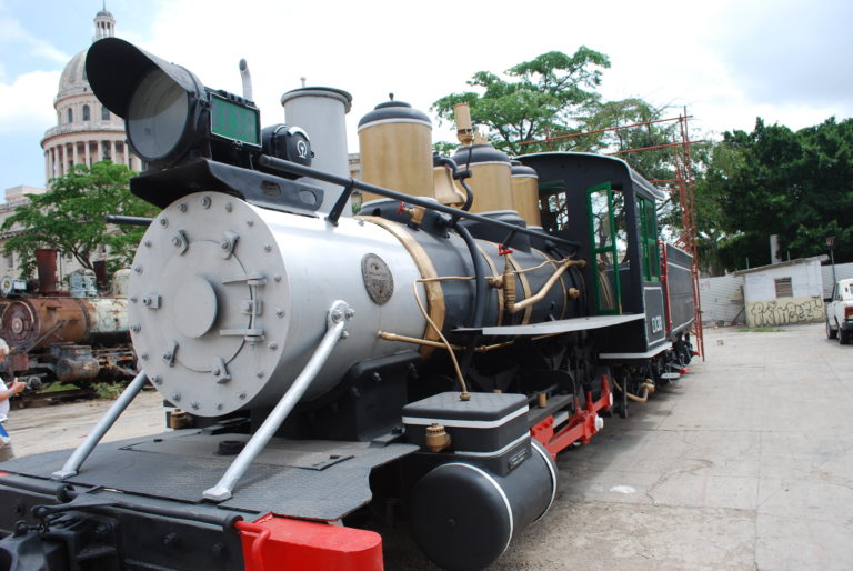LOS FERROCARRILES DE CUBA – Revista mi Barrio